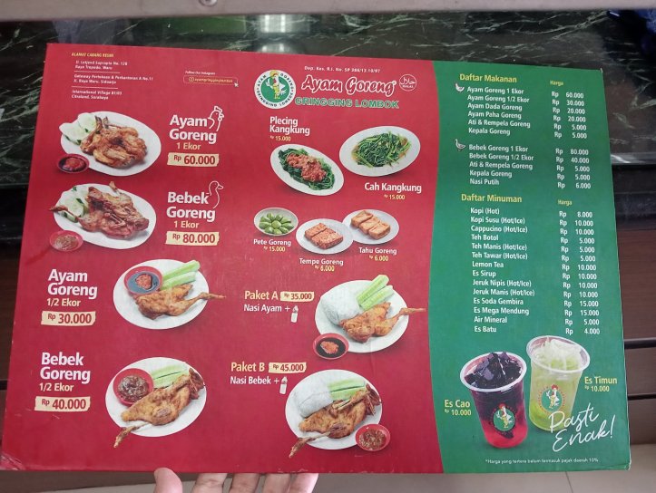 Makan Ayam Goreng Gringging Lombok di Surabaya Coret