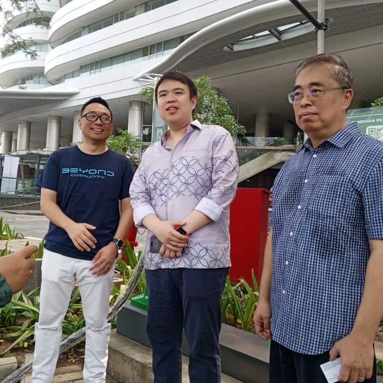 Menuju Akselerasi Mobilitas Bersih, Utomo Charge Plus Hadirkan SPKLU ...